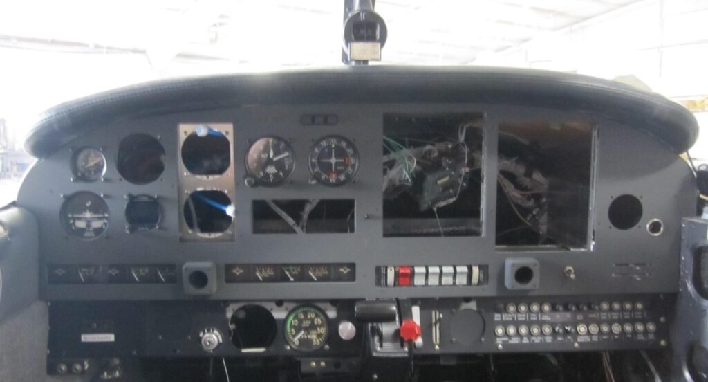 Avionics: Installation Labor - www.AvionixHelp.com